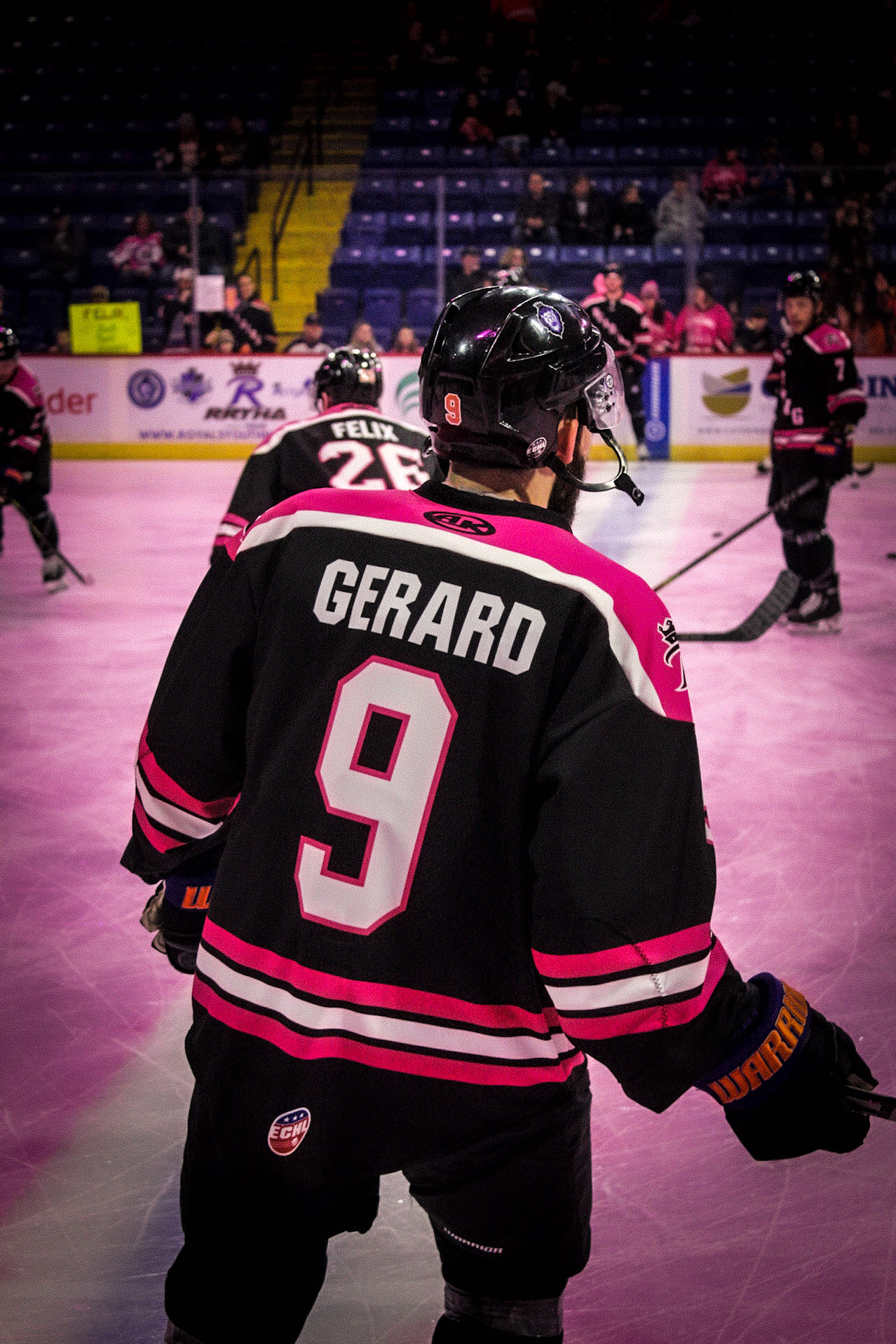 Pink in the Rink Photo Gallery - FLYERS NITTY GRITTY