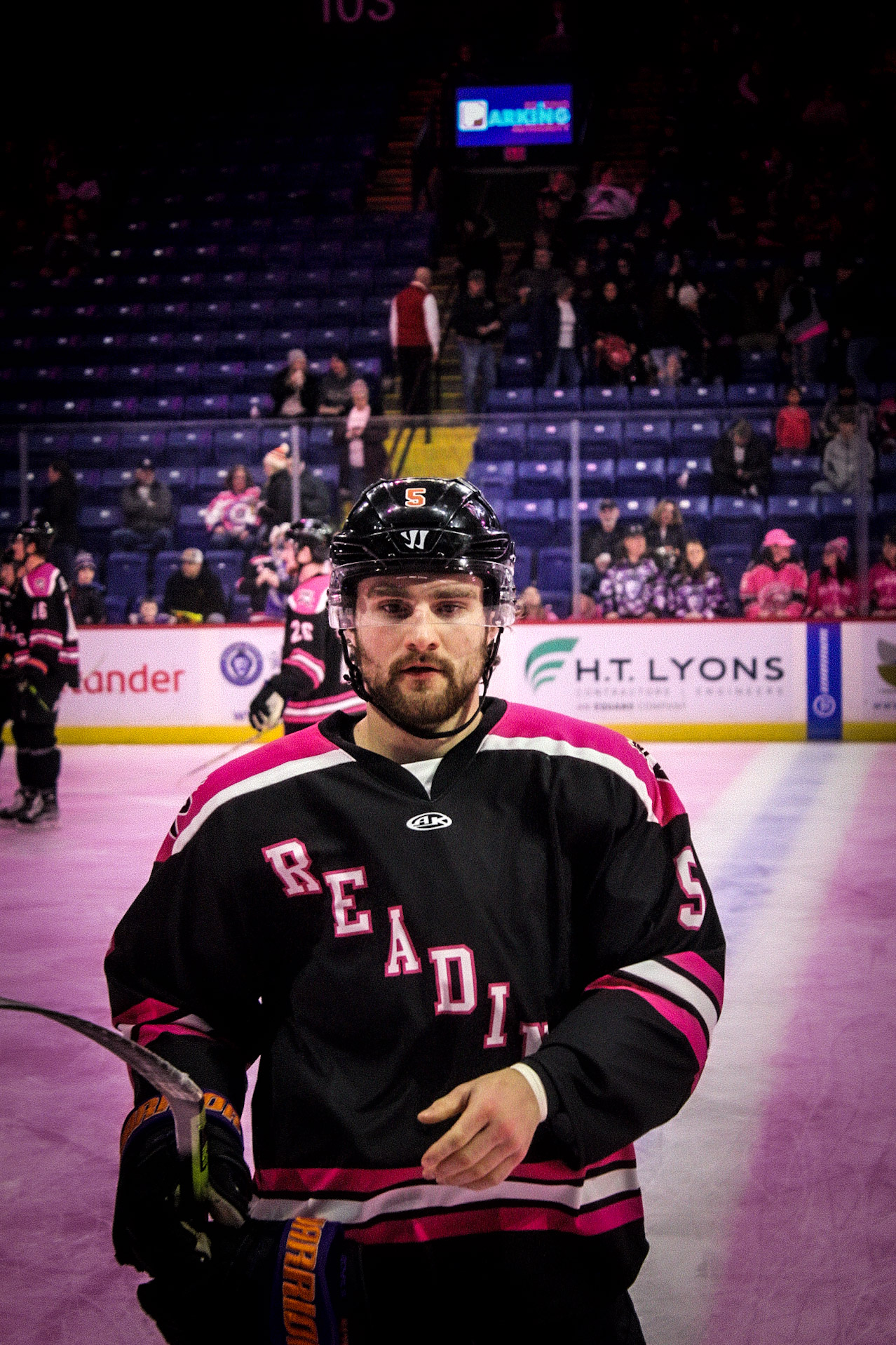 Pink in the Rink Photo Gallery - FLYERS NITTY GRITTY