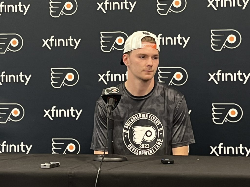 Helge Grans looked good donning a Flyers sweater on Saturday - FLYERS ...