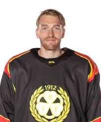 A big sturdy Forward Oskar Eklind inks a deal with Philly FLYERS NITTY ...
