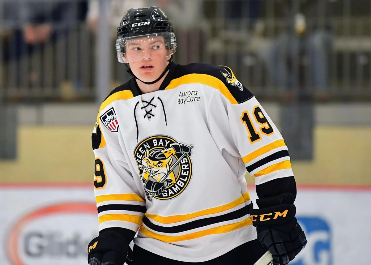 The older brother of Cole Caufield, Brock Caufield, signs with the ...