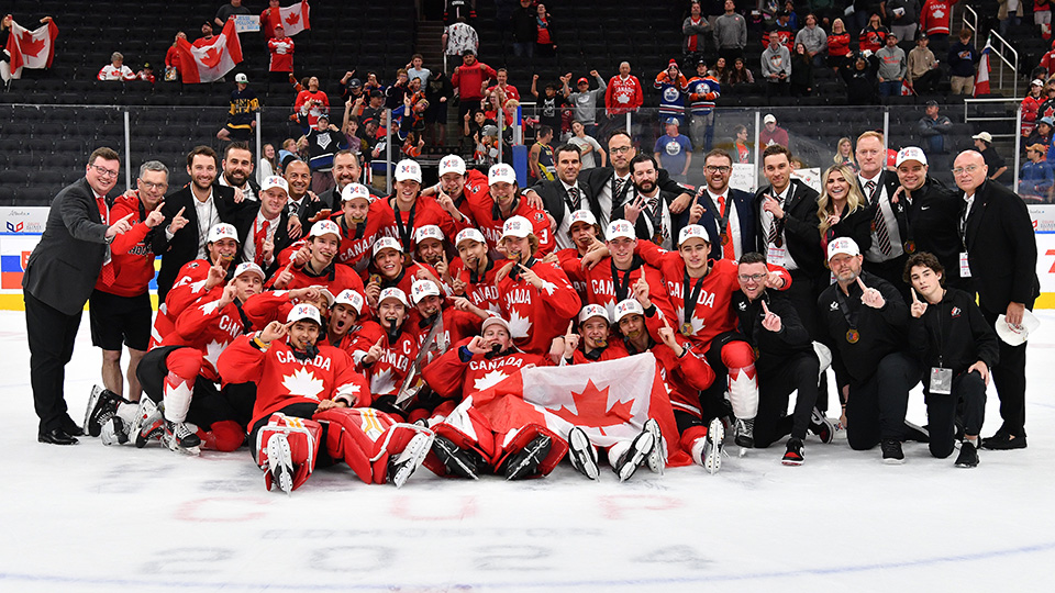 Canada won Gold at the Hlinka Gretzky Cup for the 25th time FLYERS ...